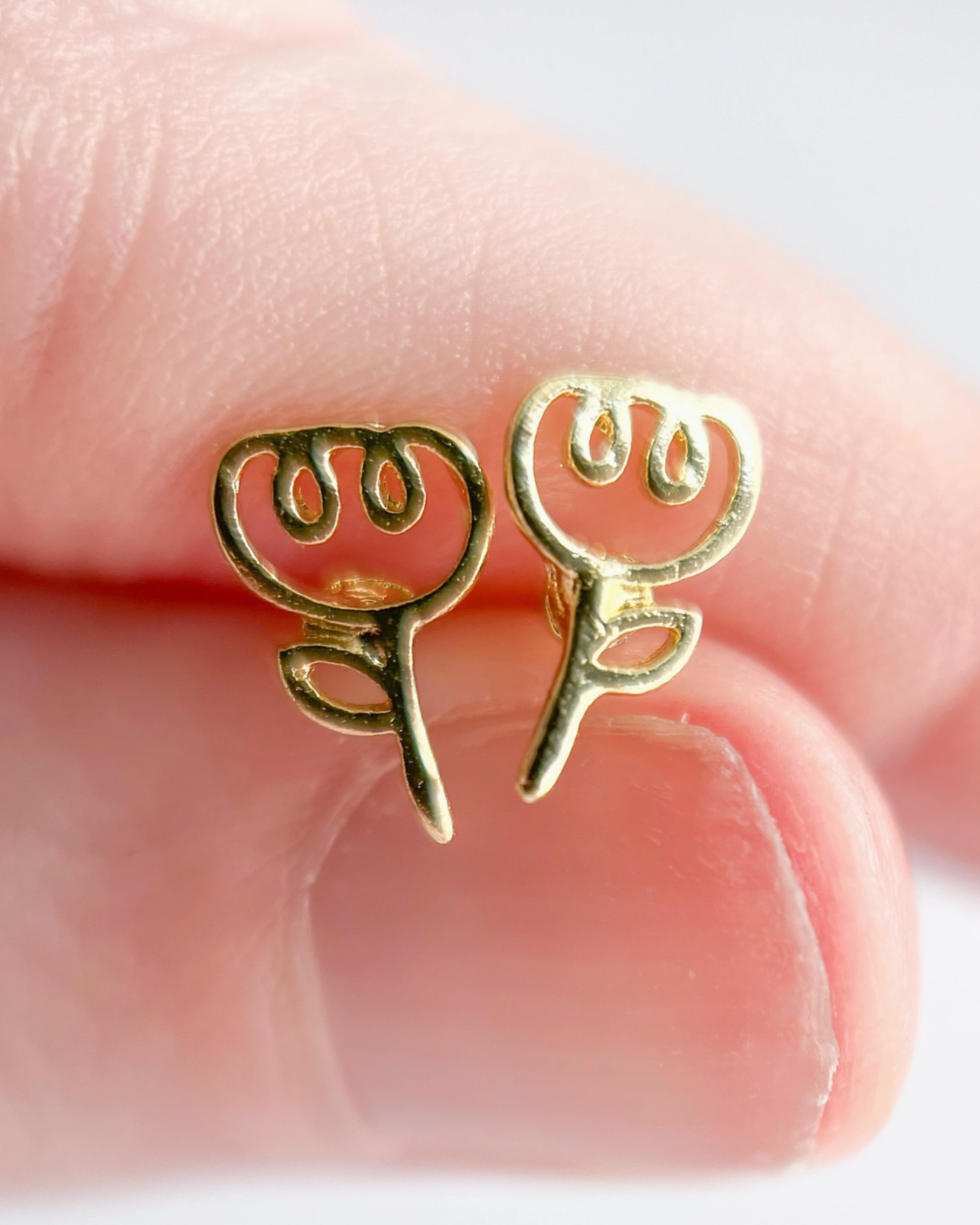 Tiny Tulip Studs – Handzy Shop + Studio